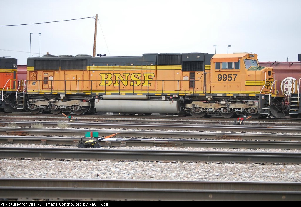 BNSF 9957